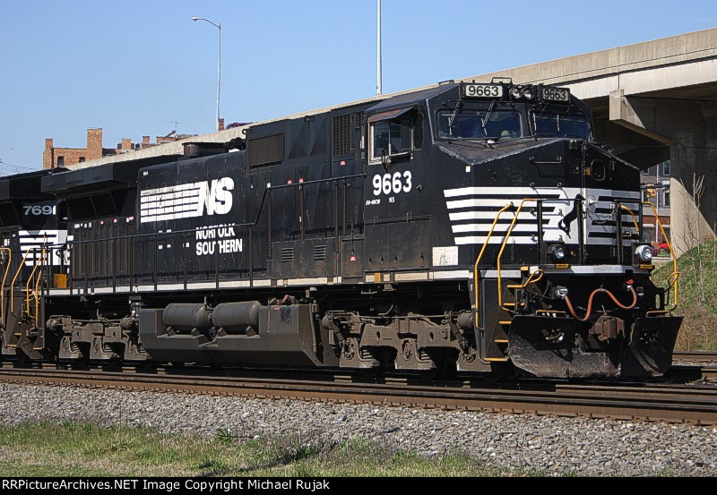 NS 9663